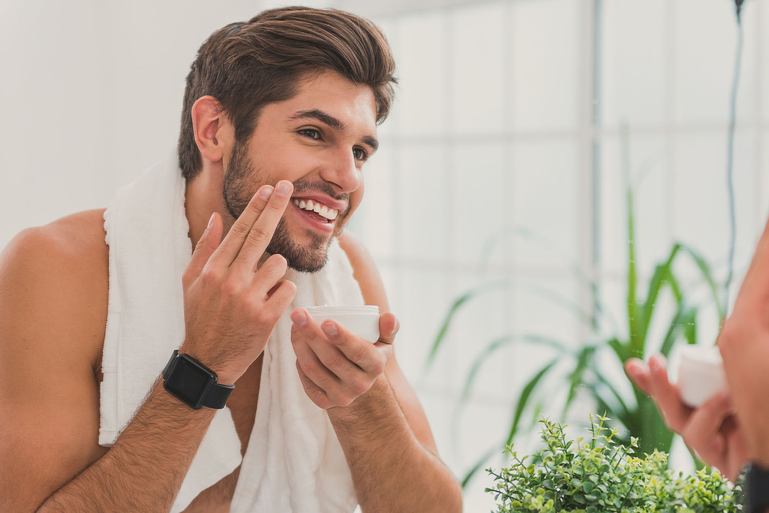 Mustache Gaps: What Is a Mustache Split and How To Fix It | The Beard Club